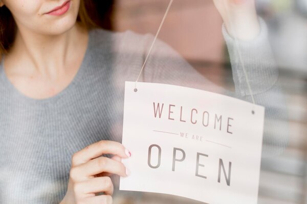 The Ultimate Guide to Starting a Sporting Goods Store - Uga